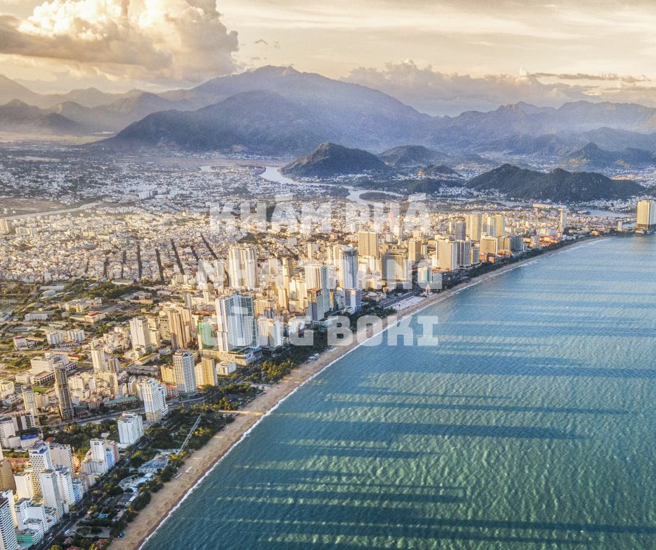 Nha Trang thiên đường du lịch biển xanh,nắng vàng rực rỡ